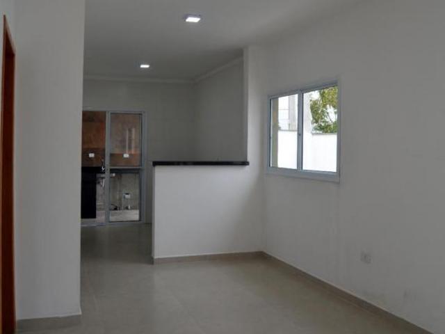 Agradável casa para venda em Jardim São Fernando com 2 quartos, sendo 2 suítes, 80m² theremaxcolle