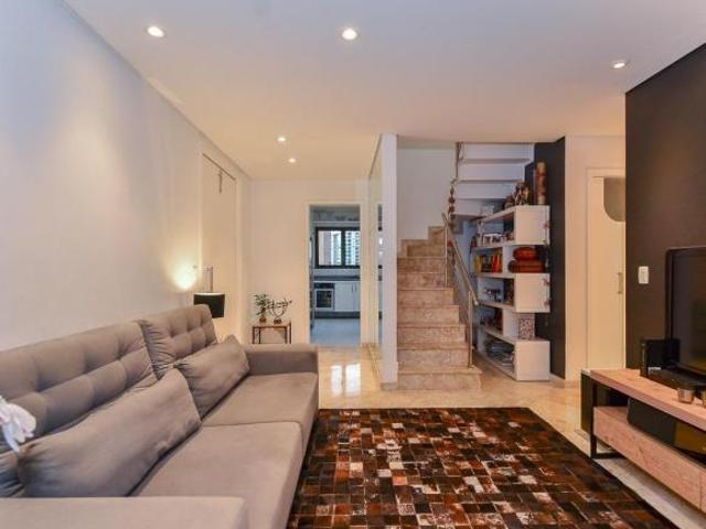 Atraente cobertura para venda em Vila Andrade com 3 quartos, sendo 3 suítes, 189m² theremaxcollect