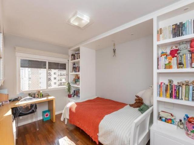 Aconchegante cobertura para venda em Campo Belo com 4 quartos, sendo 4 suítes, 467m²