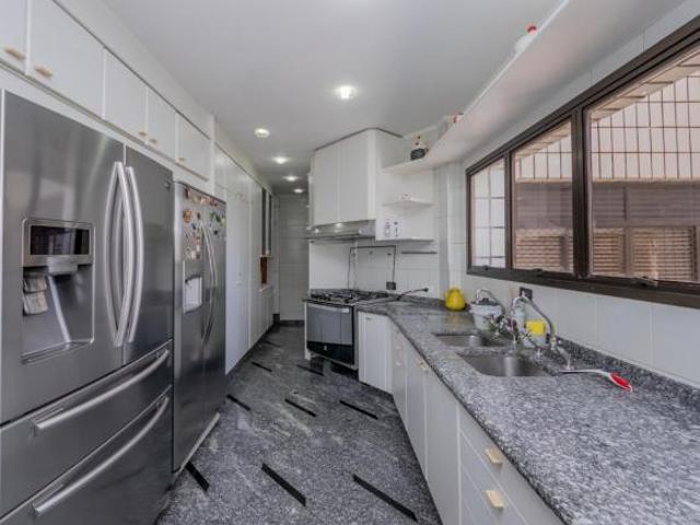 Funcional cobertura para venda em Moema com 3 quartos, sendo 3 suítes, 472m² remaxfront#FE4YD