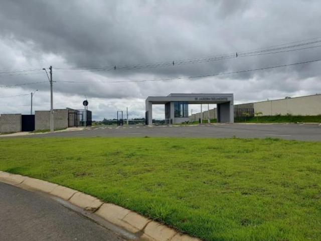 Elegante lote em condomínio para venda em Jardim Belmonte, 340m²