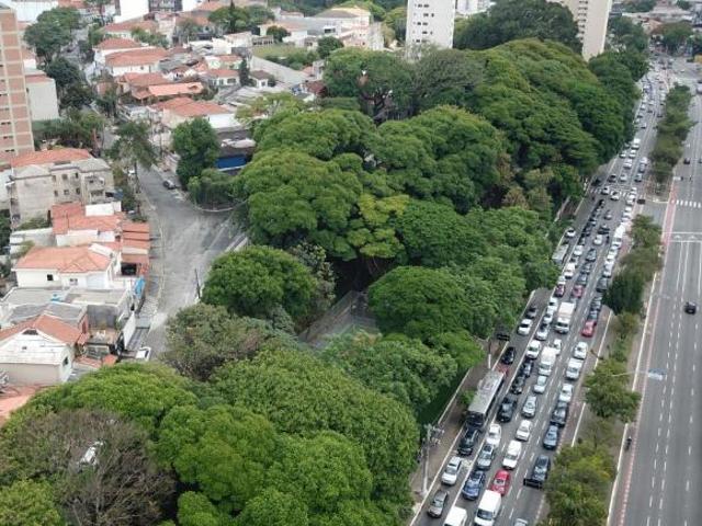 Confortável sobrado para venda em Jardim São Paulo Zona Norte com 4 quartos, sendo 1 suíte, 115m²