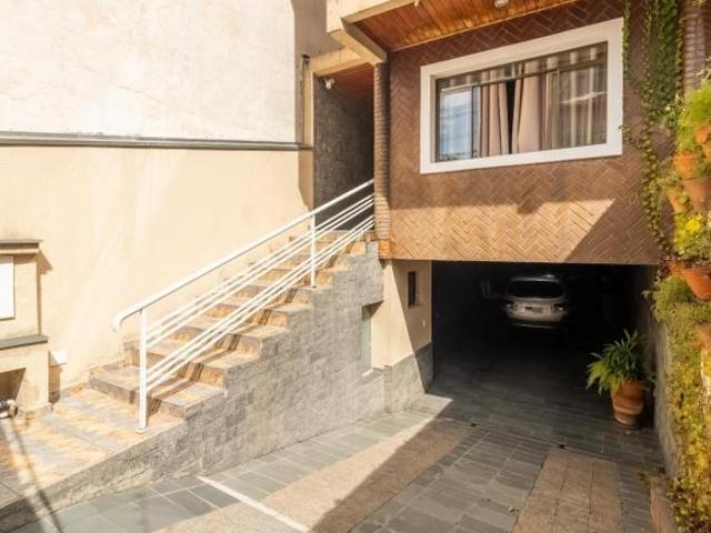 Atraente sobrado para venda em Moinho Velho com 4 quartos, 206m²