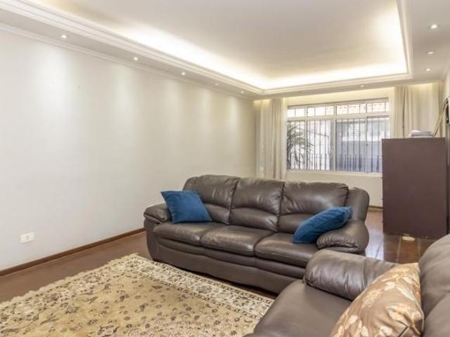 Atraente sobrado para venda em Parque São Domingos com 3 quartos, sendo 1 suíte, 180m² remaxalcanc