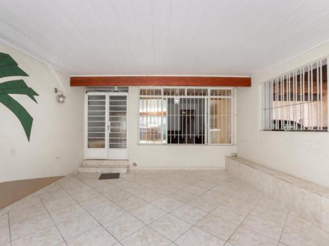 Imperdível sobrado para venda em Vila Zat com 4 quartos, sendo 2 suítes, 300m²