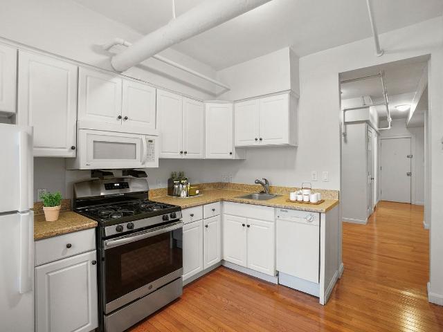 Atrio Boston 1 Bedroom Apartment for Rent at 18 Haviland St, Boston, MA 02115 Fenway Kenmore Audubon Circle Longwood