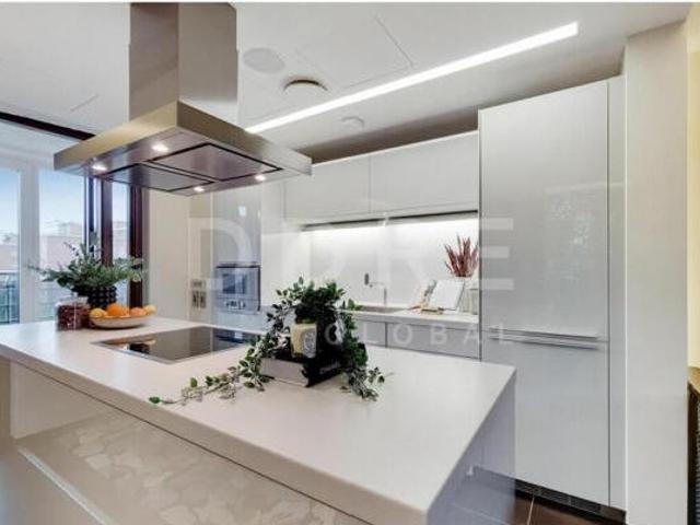 Atrium Apartments, London, 2 Bedroom Apartment