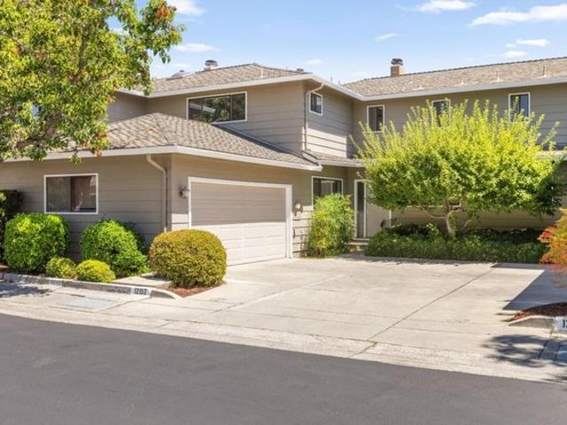 Atrium Dr, Saratoga, CA 95070