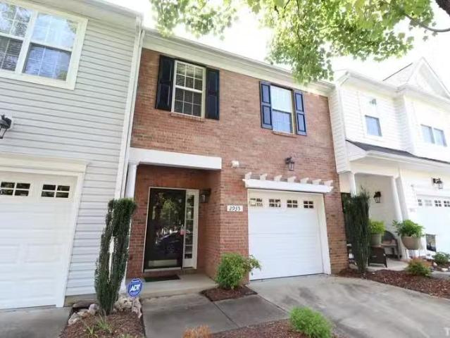 Attached Raleigh, NC 2935 Winding Waters Way