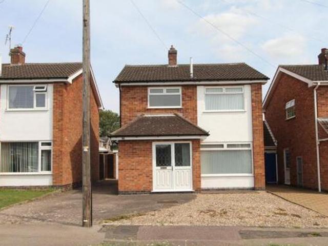 Attfield Drive, Whetstone, 3 Bedroom Detached
