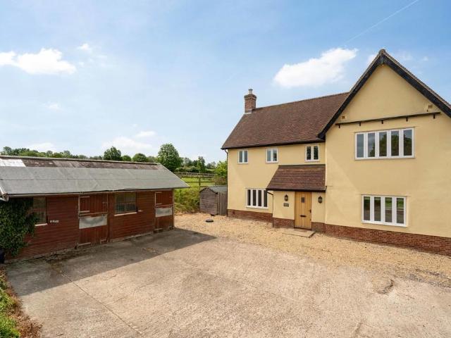 Attleton Green, Newmarket CB8 5 bed detached house to rent £2,350 pcm £542 pw
