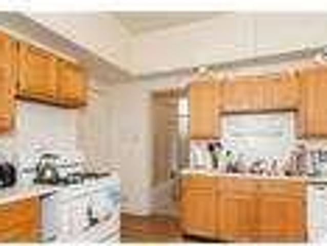 Attractive 2 bed, 1 bath