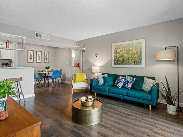 Atwater Westchase 2 Bedroom Apartment for Rent at 6158 Beacon Isles Dr, Tampa, FL 33615