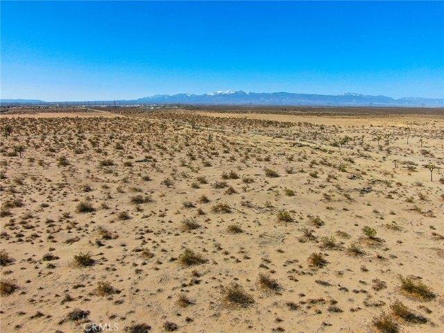 Auburn Ave, Adelanto, CA 92301