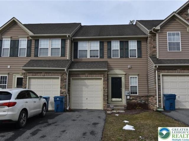 Auburn Dr, Williams Township, Home For Sale