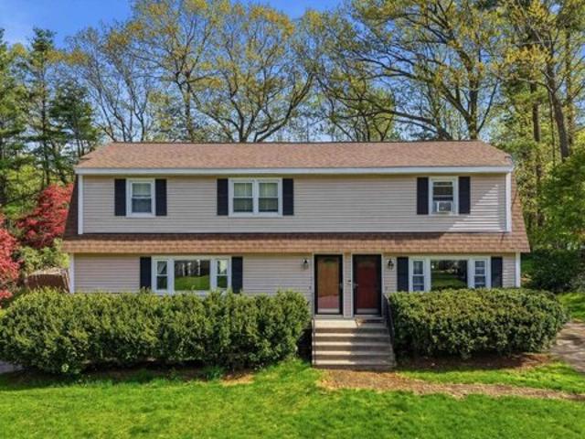 Auburn St Unit B, Plaistow, Home For Sale