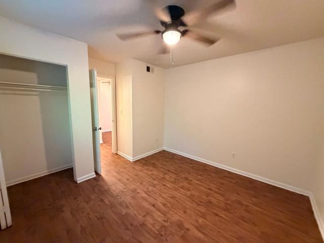 Auburndale 1 Bedroom Apartment for Rent at 2005 2001, 2003, 2005 Terril Lane, West Buechel, KY 40218 West Buechel
