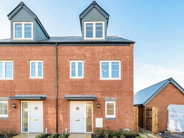 Aubrey Drive, Sudbury CO10, 3 bed property to rent, £1,550 pcm | PrimeLocation