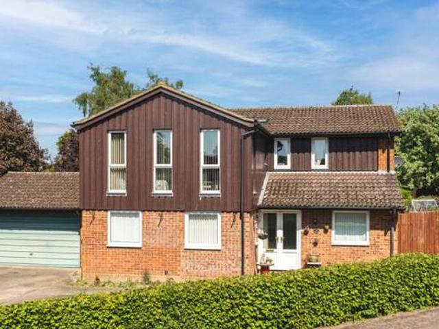 Aubreys, Letchworth Garden City, 6 Bedroom Detached