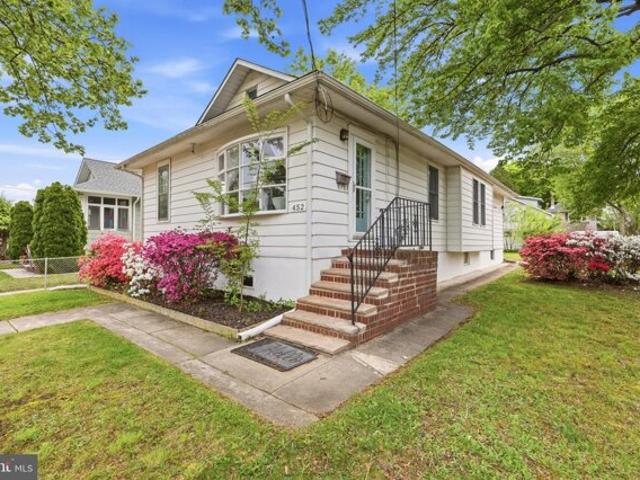Audubon Ave, Audubon, Home For Sale