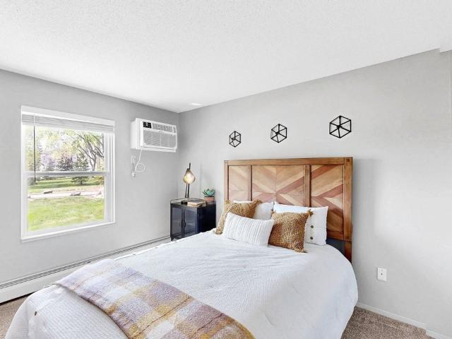 Audenn Apartments 1 Bedroom Apartment for Rent at 10660 Hampshire Ave S, Bloomington, MN 55438 West Bloomington