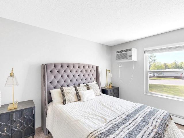 Audenn Apartments 1 Bedroom Apartment for Rent at 10660 Hampshire Ave S, Bloomington, MN 55438 West Bloomington
