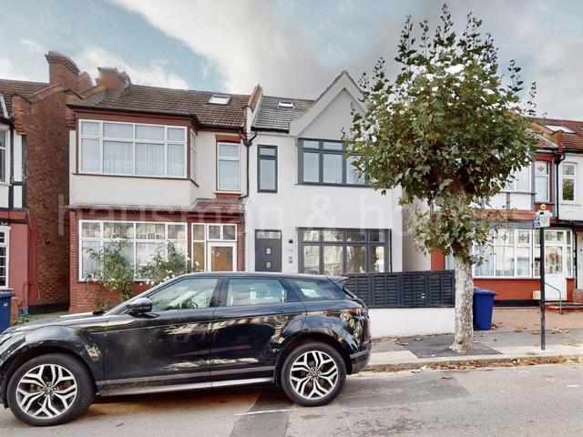 Audley Road, Hendon 1 bed flat to rent £1,480 pcm £342 pw