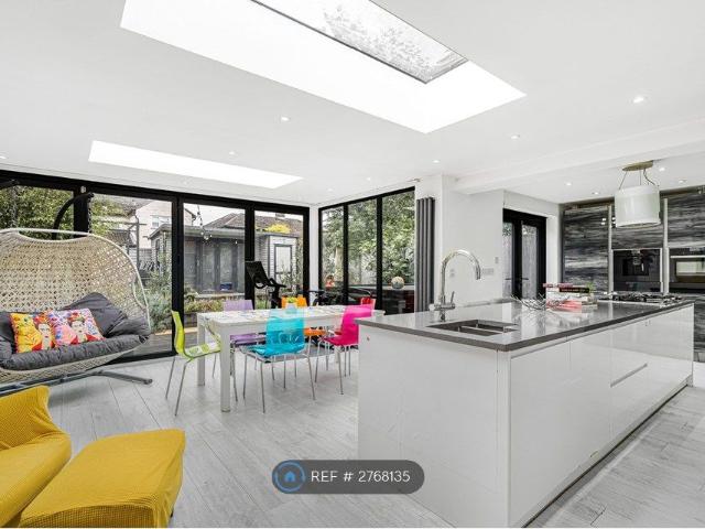 Audrey Gardens, Bishop's Stortford CM23, 4 bed semi detached house to rent, £4,990 pcm | PrimeLocation