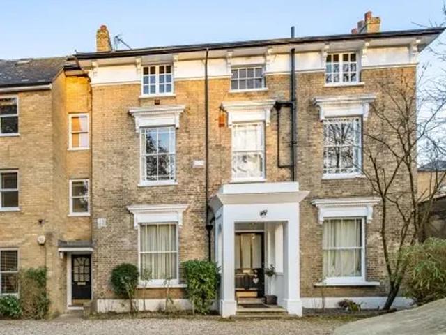 Augustus Road, London, SW19 6EX, United Kingdom | 2 bed apartment for rent #138775377 | Rentberry