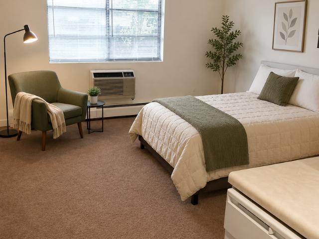AVAILABLE NOW EXECUTIVE DOWNTOWN STUDIO | ONE MONTH FREE! | 126 S Franklin Street Apt 6B