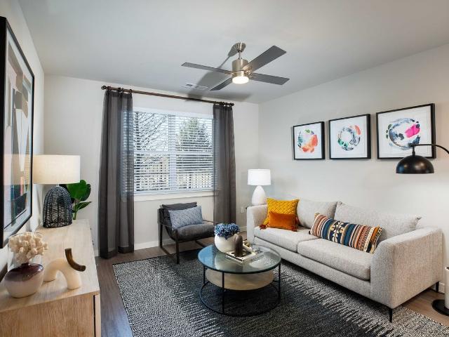 August Friendswood 1 Bedroom Apartment for Rent at 2911 El Dorado Blvd, Friendswood, TX 77546
