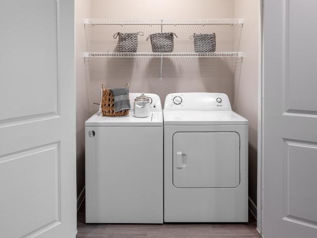 August Friendswood 2 Bedroom Apartment for Rent at 2911 El Dorado Blvd, Friendswood, TX 77546