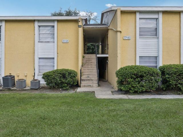 AUGUST MOVE IN SPECIAL!