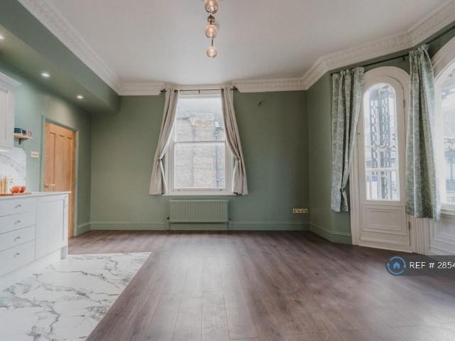 Augusta Road, Ramsgate, CT11 1 bed flat to rent £1,050 pcm £242 pw