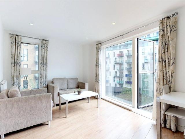 Augustine House, London SE13, 2 bed flat to rent, £2,000 pcm | PrimeLocation