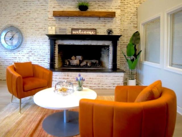 Aura Apartments 2 Bedroom Apartment for Rent at 3035 W 39th St, Spring Hill, IN 46228 Wynnedale Spring Hill