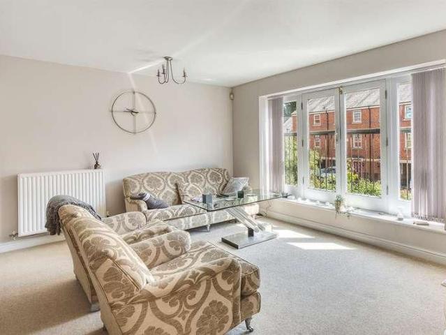 Auriga Court, Derby, DE1