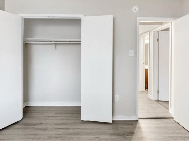 Aurora 1 Bedroom Apartment for Rent at 1425 Eastcrest Dr, Charlotte, NC 28205 Briarcreek Woodland