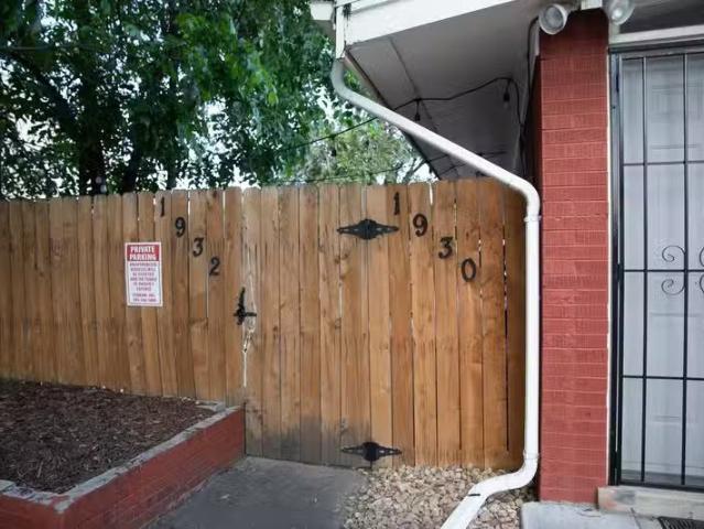 Aurora, CO Business Office $1,850.00 Available October 202.