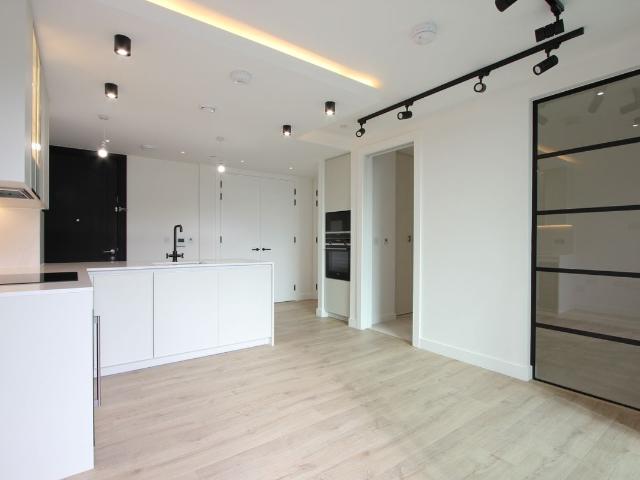 Aurora Apartments, Bollinder Place, London EC1V, 1 bed flat to rent, £2,800 pcm | PrimeLocation