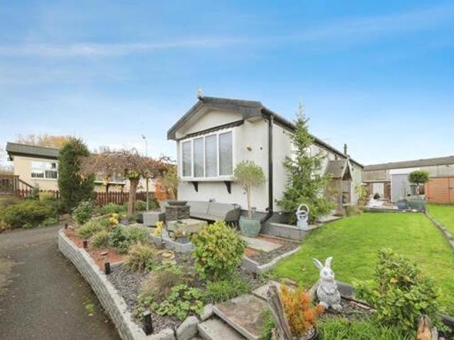 Austcliffe Road, Cookley, 1 Bedroom Park