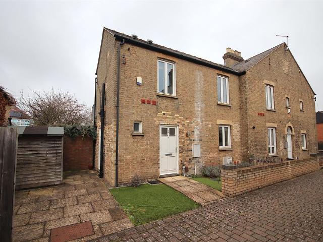 Austin Court, Cambridge CB4, 1 bed semi detached house to rent, £1,500 pcm | PrimeLocation