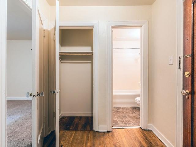Austin Apartments 1 Bedroom Apartment for Rent at 409 10th Ave E, Seattle, WA 98102 Broadway