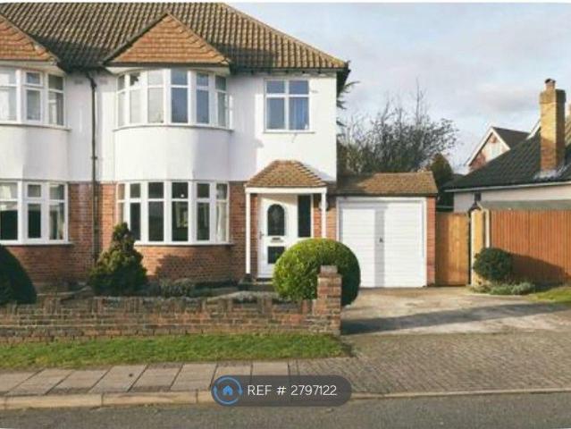 Austin Avenue, Bromley BR2, 3 bed semi detached house to rent, £3,500 pcm | PrimeLocation