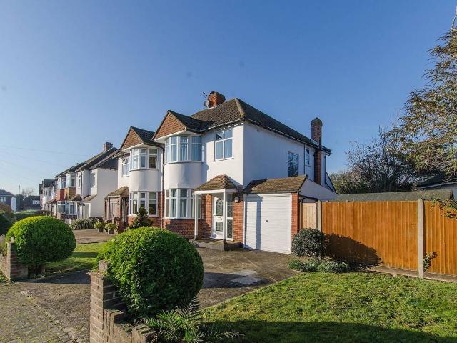 Austin Avenue, Bromley BR2, 3 bed semi detached house to rent, £3,500 pcm | PrimeLocation