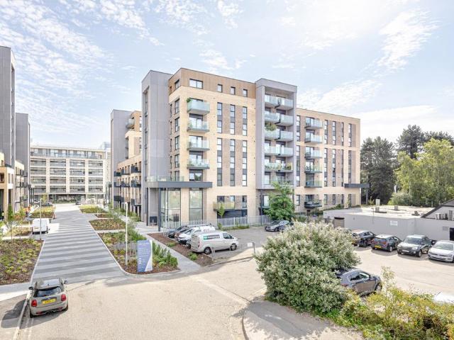 Austin House, Edinburgh Gate, Harlow. 2 bed apartment to rent £1,750 pcm £404 pw