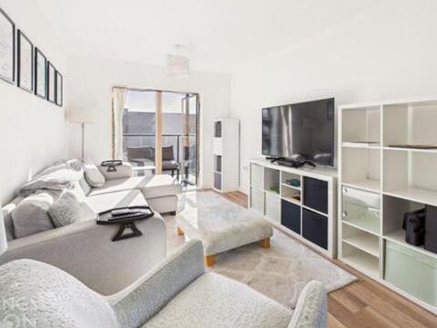 Austin House, King Street, 2 Bedroom Apartment