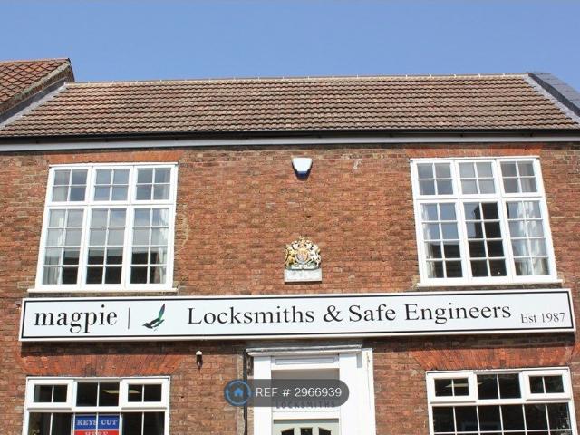 Austin Street, King's Lynn PE30, 2 bed maisonette to rent, £875 pcm | PrimeLocation
