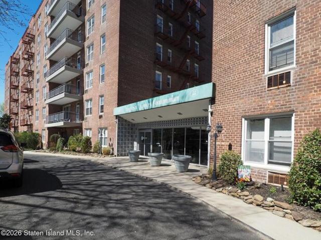 Austin Pl Apt D, Staten Island, Condo For Sale