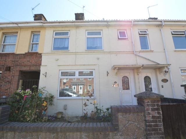 Austin Road, Great Yarmouth NR31, 3 bed terraced house to rent, £1,100 pcm | PrimeLocation